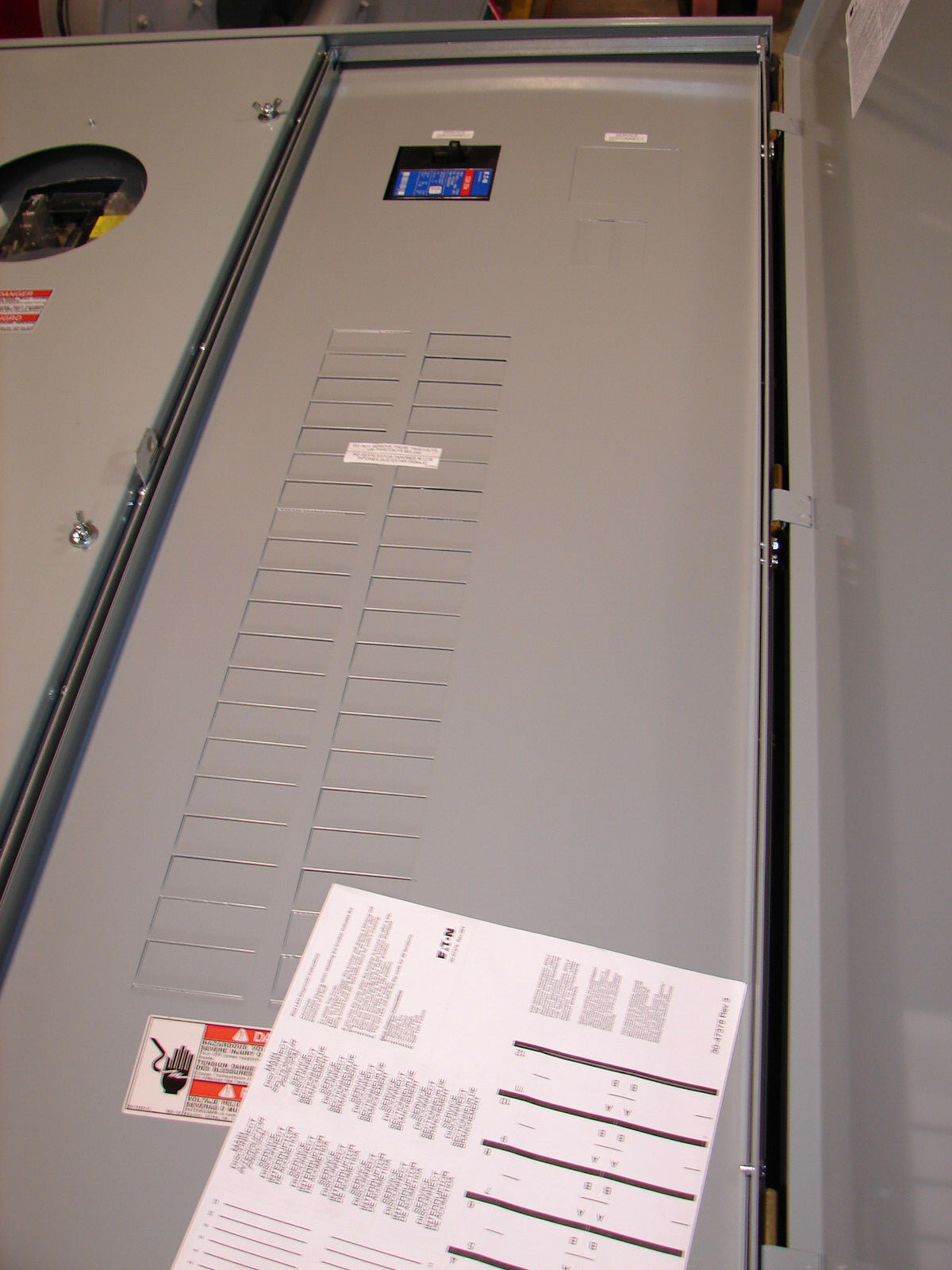 *NEW* Eaton HP816P300BSL ETN House Panel 300A 120/240vac Type 3R | eBay