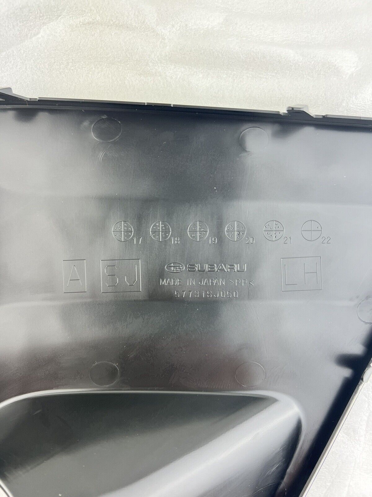 New OEM 2019-2021 Subaru Forester Driver Side Fog Light Trim Cover ...