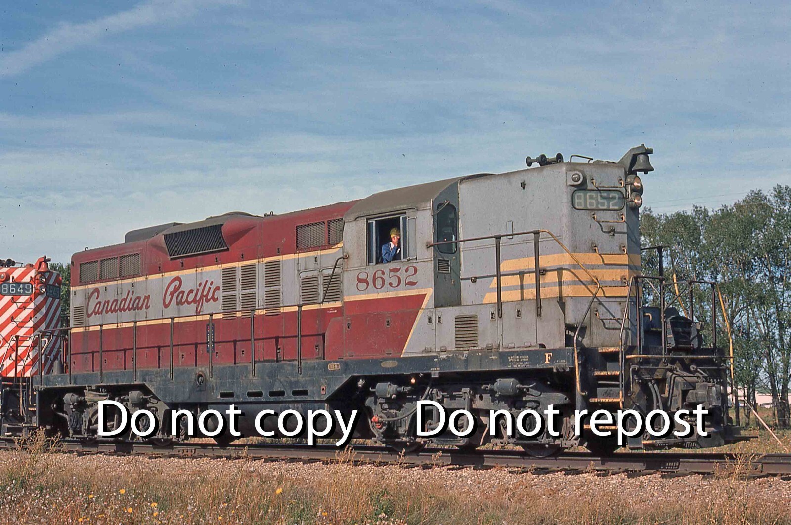 Original slide KODACHROME CP 8652 GP9 Cranford AB | eBay