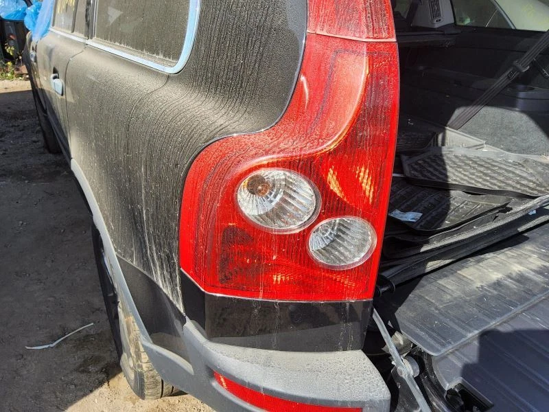 Volvo Xc90 Rear Light Removal | Shelly Lighting