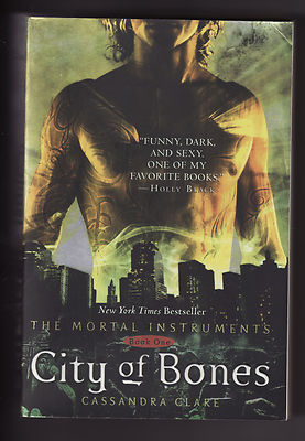 CITY OF BONES Cassandra Clare (2008) PB ~Book One of The Mortal ...