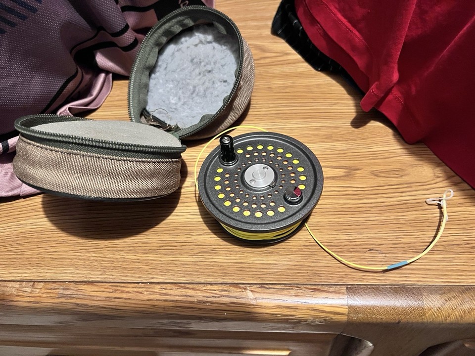 Orvis Battenkill Mark IV Fly Fishing Reel Spool With WF-7-F Line & Case ...