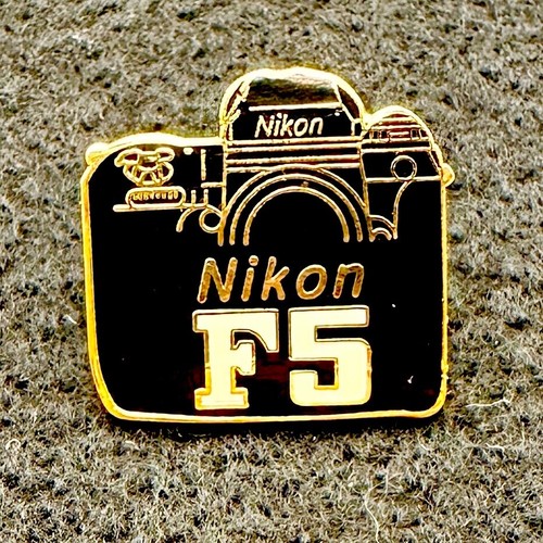 Vintage MINT Nikon F5 Camera Collectable Lapel Pin in original sealed ...