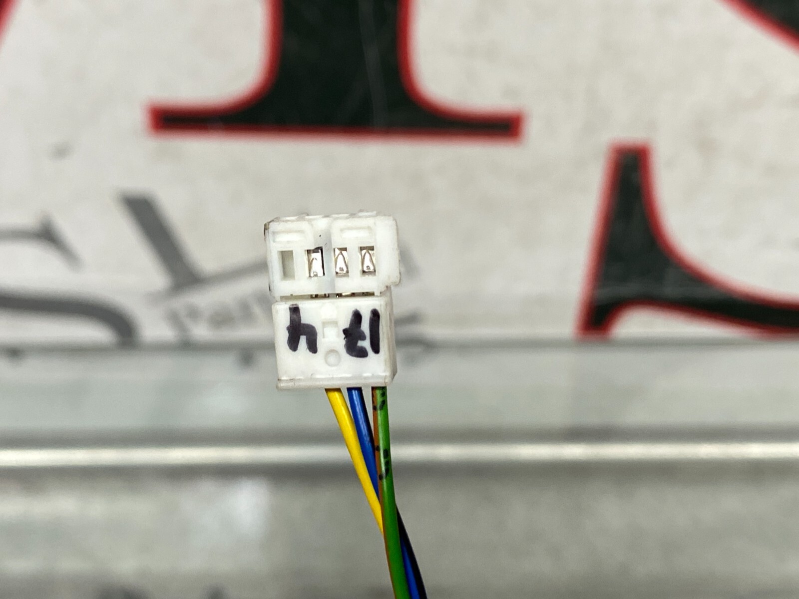 (AS) GENUINE MERCEDES BENZ WIRING LOOM PLUG CONNECTOR A0385451228 WHITE ...