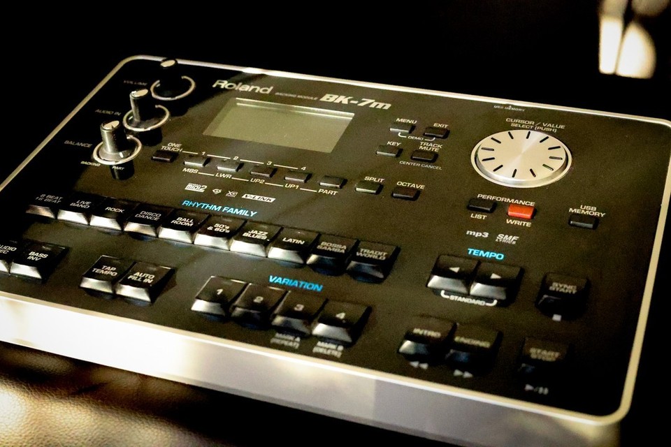 ROLAND BK-7m BACKING MODULE (EXCELLENT CONDITION) | eBay Australia