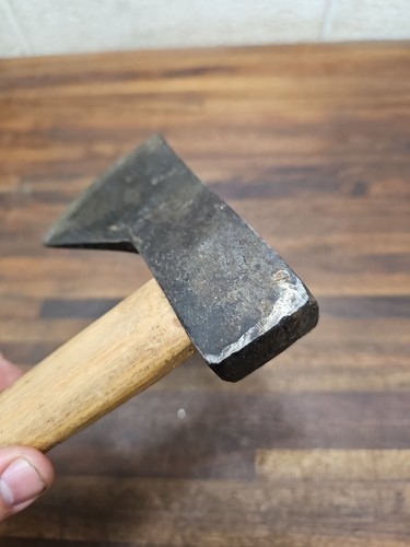 K673- Vintage NORLUND 1 lb 5 oz Hudson Bay Pattern Hatchet Axe Tomahawk ...