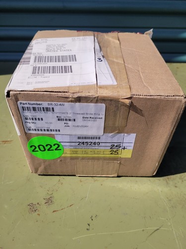 Brand New Eaton B-Line Bline BR-32-4W Box of 50 2" Ring 1/4" x 7/8" 1. ...