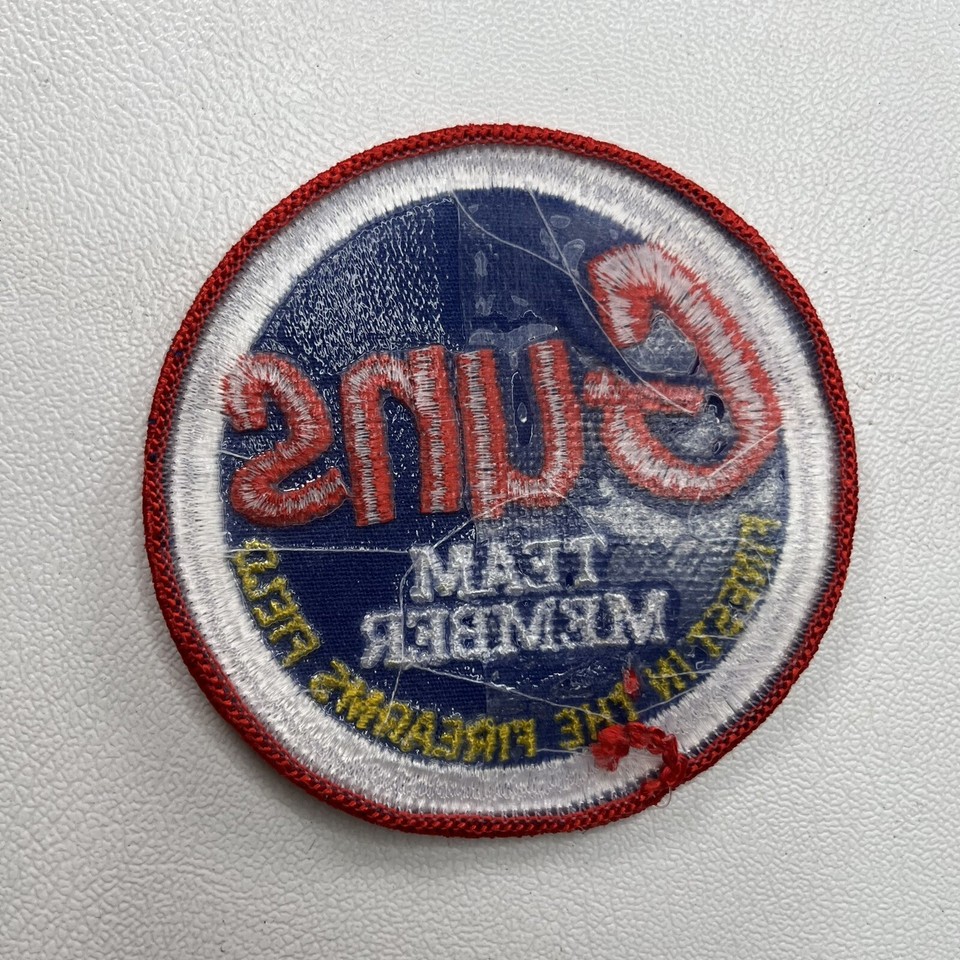 Vtg GUNS TEAM MEMBER Patch Finest In The Firearms Field - Gun Patch 002 ...
