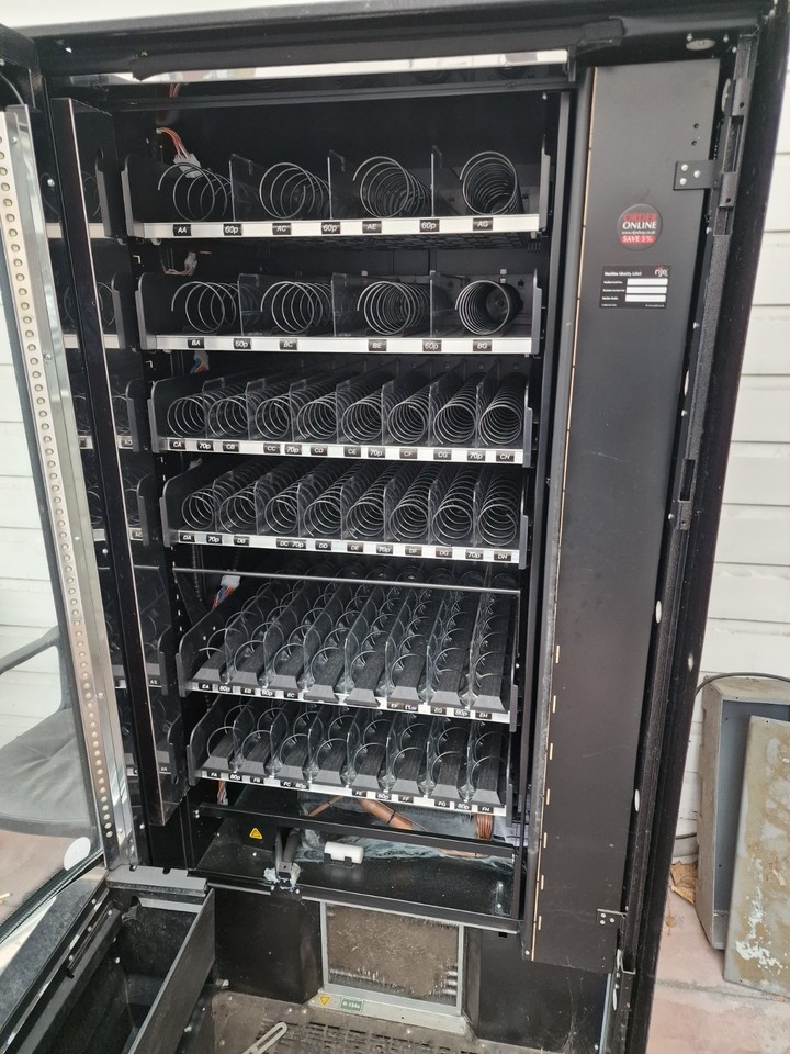 Azkoyen Palma H87 Snack Vending Machine. Fully Working. Coins Only ...