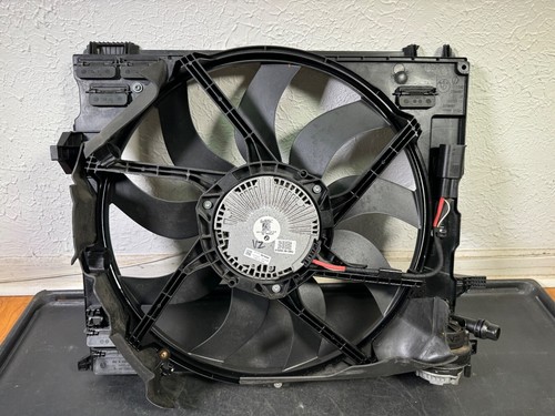 15-20 BMW F80 F82 F83 M2 M3 M4 RADIATOR COOLING FAN ASSEMBLY W/ SHROUD ...