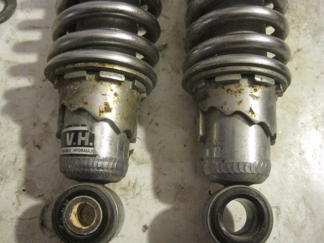 1981 81 HONDA CX500C CX 500 CX500 CUSTOM REAR SHOCKS SUSPENSION W ...