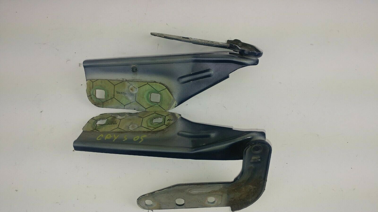 03-10 Porsche Cayenne Pair Of Front Hood Hinge Brackets Black 7L5823301 ...