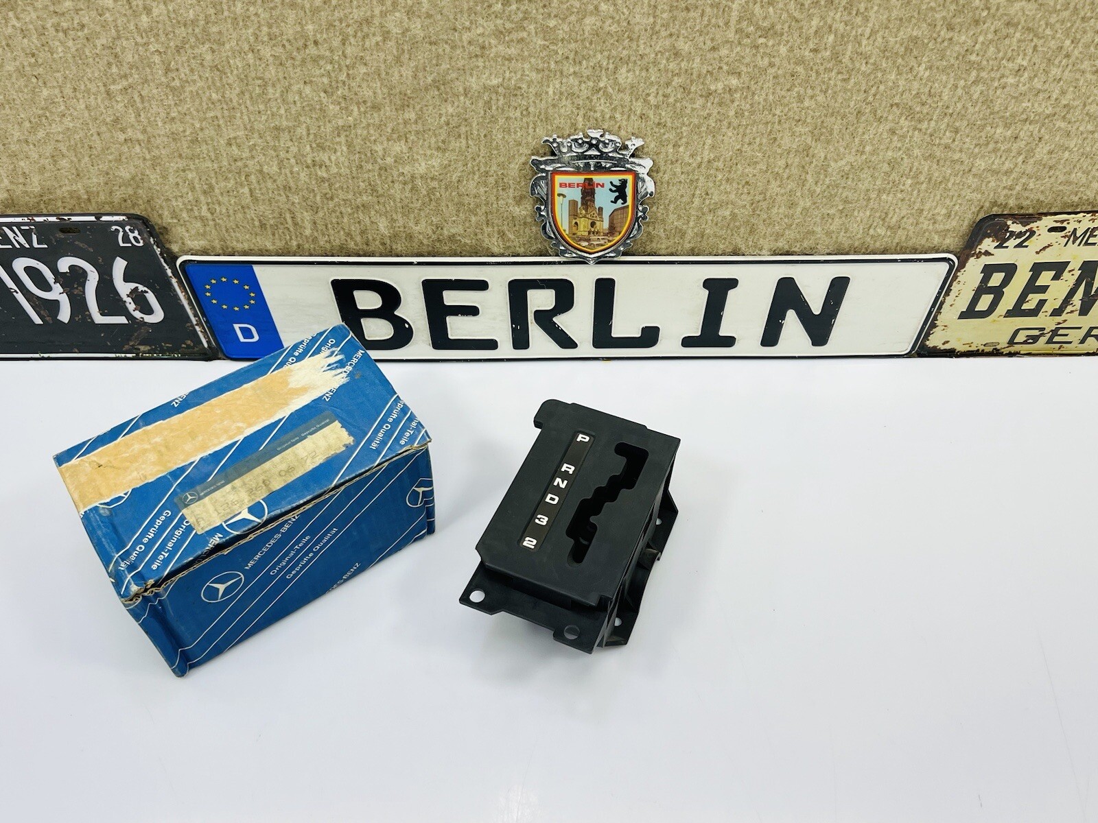Mercedes Benz W126 Automatic Gear Shifter Selector A1262600672 Genuine ...