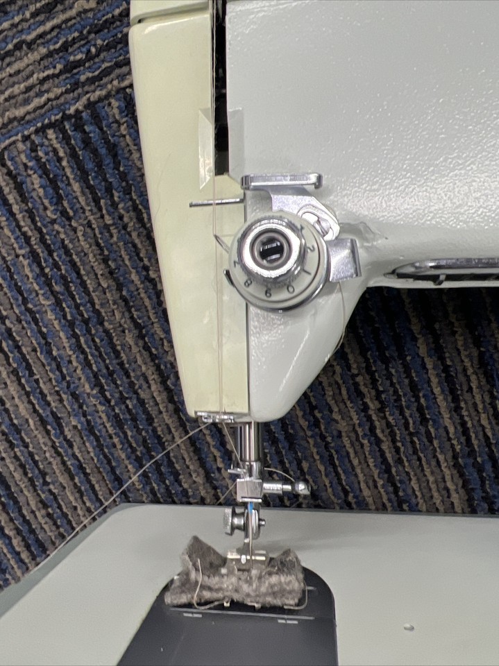Vintage Singer Stylist Model 413 Zig Zag Sewing Machine | eBay
