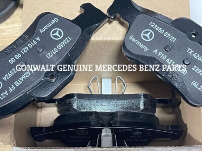 Mercedes Benz 0084205320 Rear Brake Pad Set R class R350 R500 06-07-08 ...
