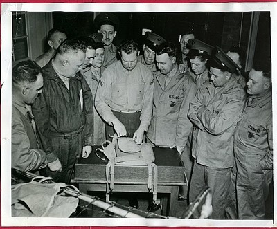 1942 Training Older WWI Marines on How to Strap Marching Pack 9x7 Press ...