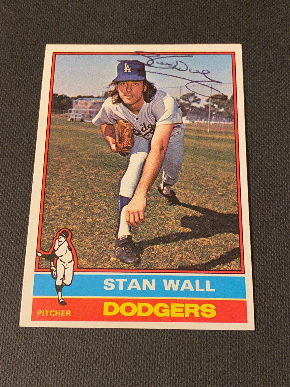 Stan Wall Signed 1976 Topps Card Auto LA Los Angeles Dodgers Autograph ...