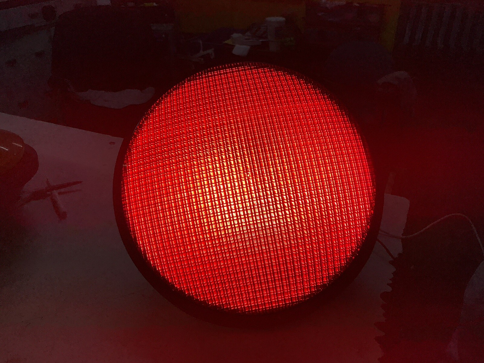 12" RED 120v Traffic Light Leotek Model # TSL 12R LX IL6 A1 P2. | eBay ...