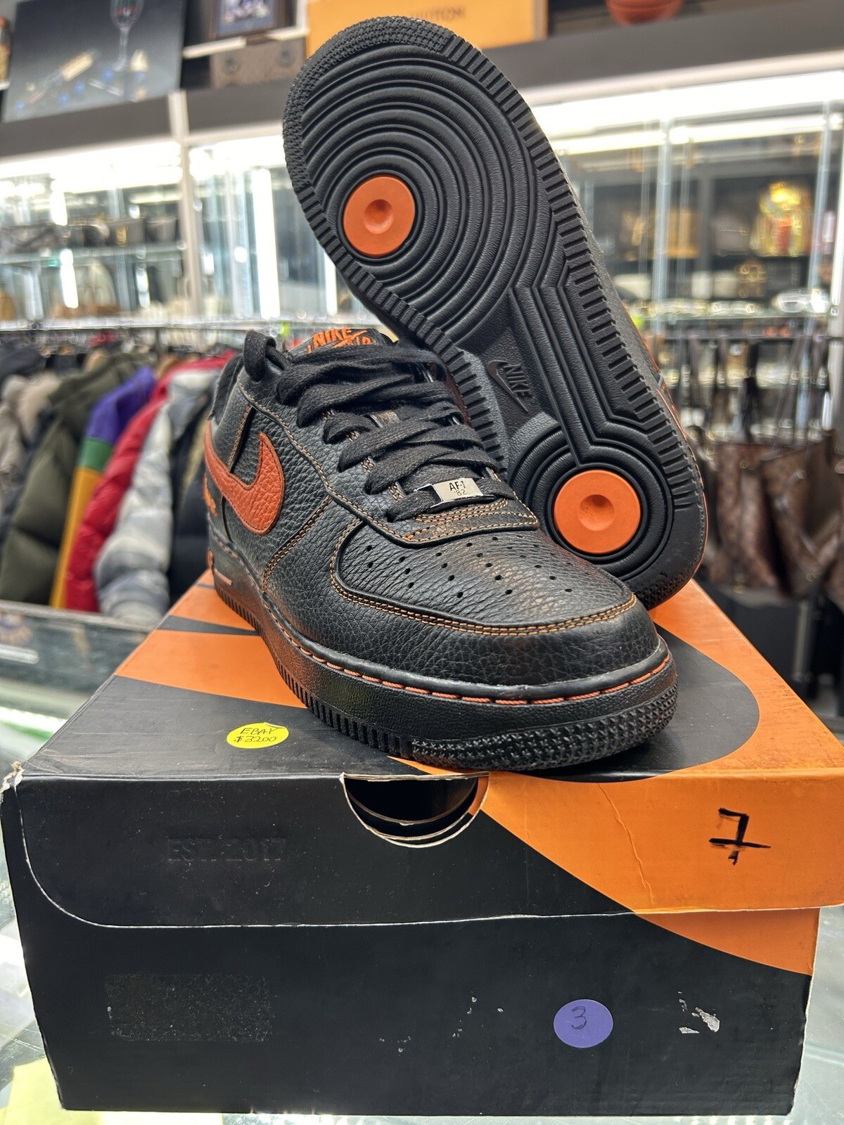 2017 VIone x NikeLab Air Force 1 Vlone Size 7 - Gem