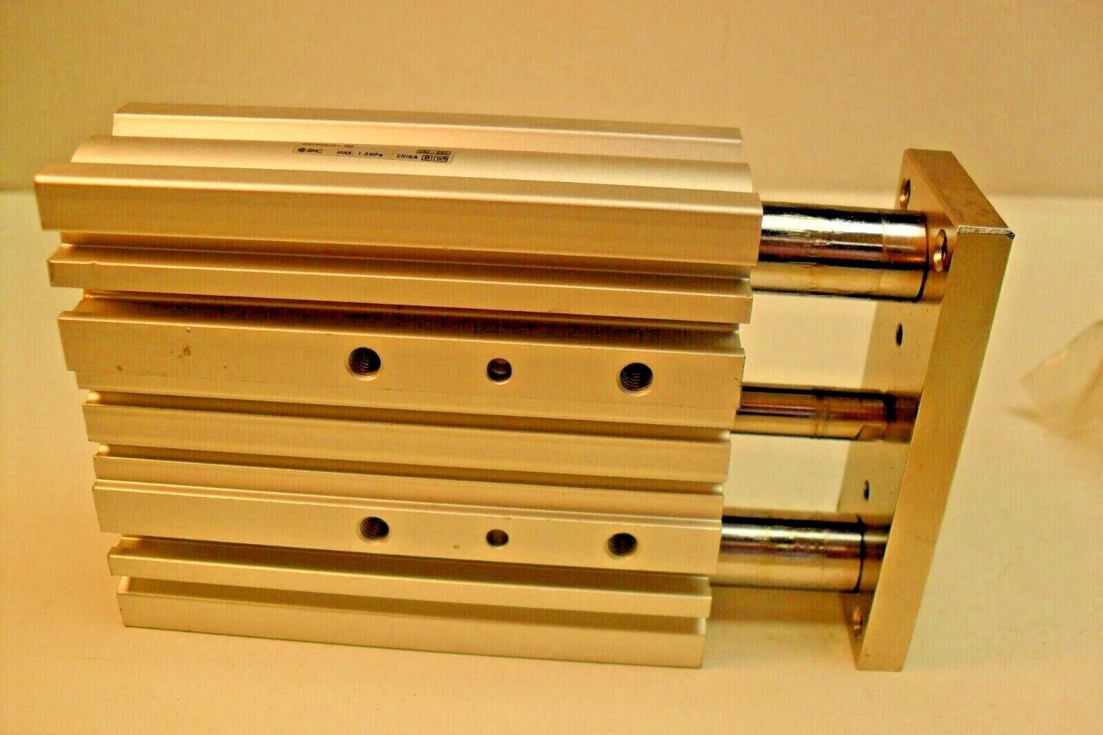 SMC MGPM25TN-75Z compact, guide, slide brg, 25mm bore, 75mm stroke, NEW ...