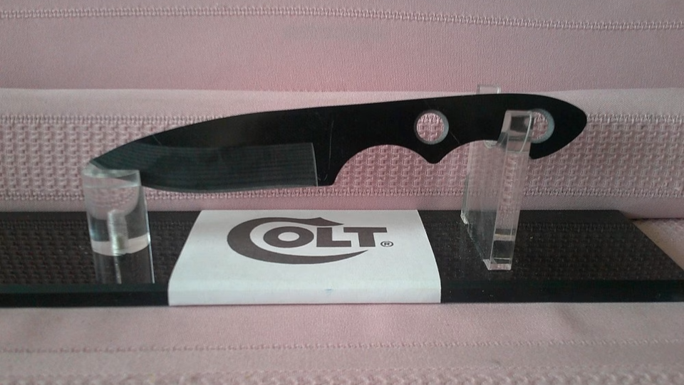 Colt S.P.E.A.R. Non-Metallic Non-Detectable 3" Fiberglass G-10 Knife ...