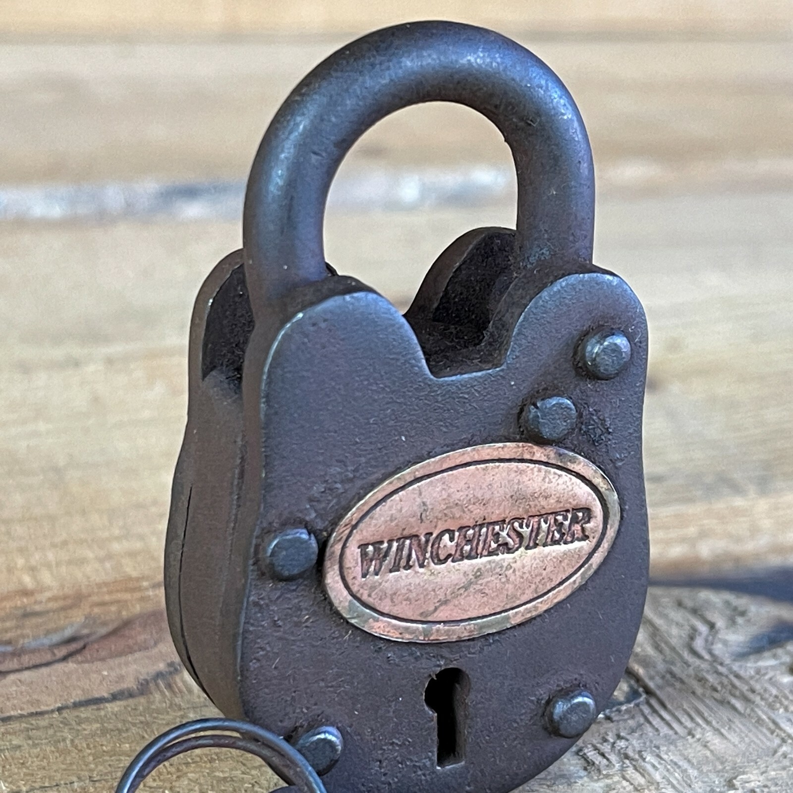 Winchester Cast Iron Gate Lock W/ 2 Working Keys & Antique Finish Man ...