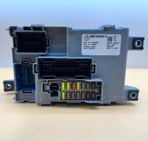 Fiat 500 Body Control Module Cabin Fuse Box 2012-2013 OEM 68073360AKA ...