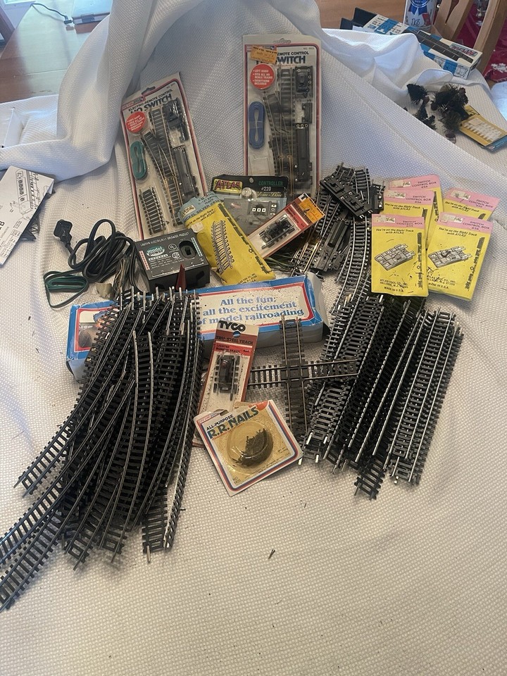 Lot of Various Track, Connectors, Controls For HO Model Trains | eBay