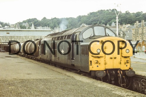 UK DIESEL TRAIN RAILWAY PHOTOGRAPH OF CLASS 37 37033 LOCO. RM37-94 | eBay