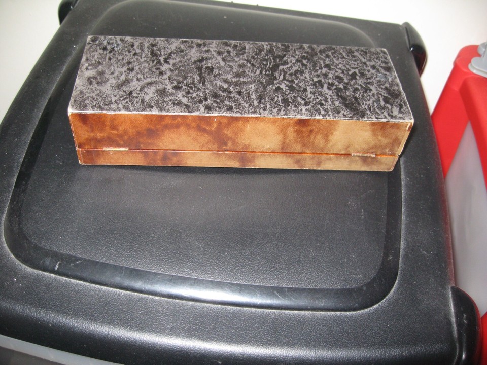 Vintage Bakelite box hinged lid, clasp fastening in front long mottled ...