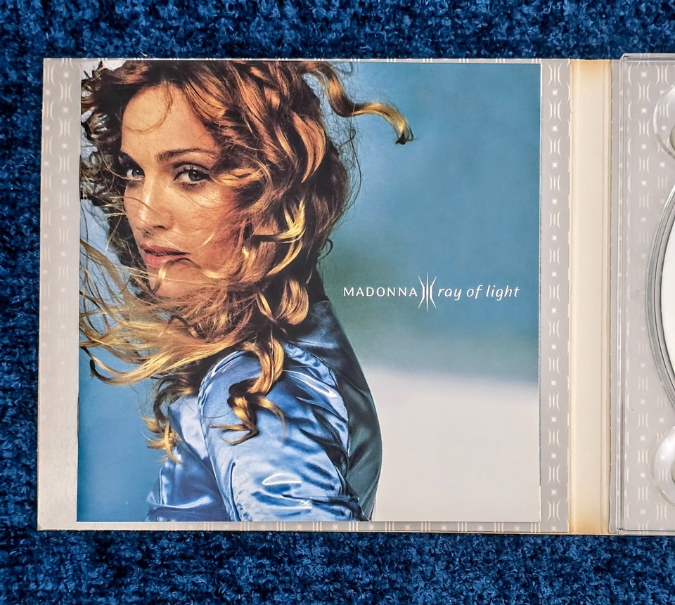 MADONNA RAY OF LIGHT PROMO CD GOLD STICKERED 3-D BLUE REFLECTIVE 1998 ...