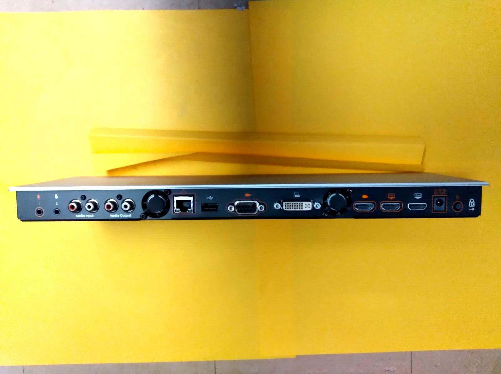 Cisco Tandberg Telepresence C20 Video Conference System (TTC7-18 ...