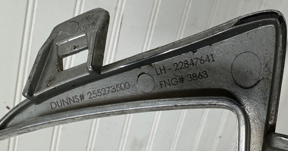 2014 2015 Chevrolet Camaro Upper Left Grille Headlight Trim Molding ...