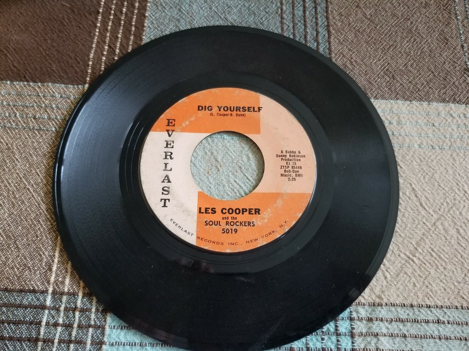 R&B Soul LES COOPER AND THE SOUL ROCKERS 45 rpm DIG YOURSELF & WIGGLE ...