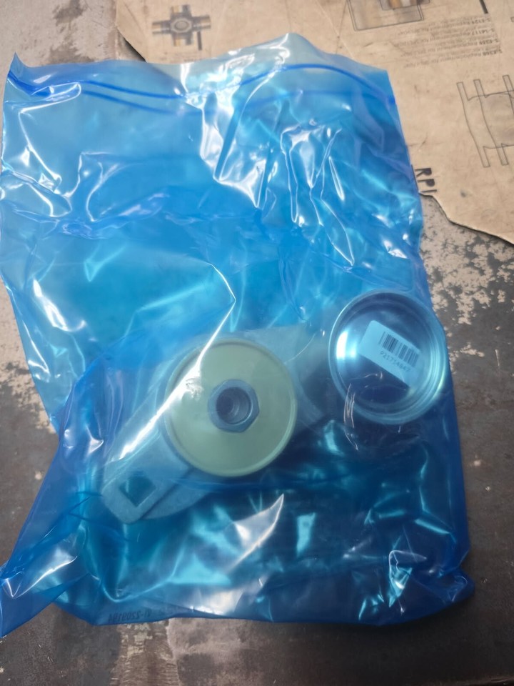 Volvo Truck D13 ENGINE 21714847 Belt Tensioner | eBay