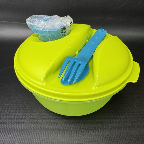 Tupperware Salad On the Go Set Snap Together LIME GREEN w Midget Fork ...