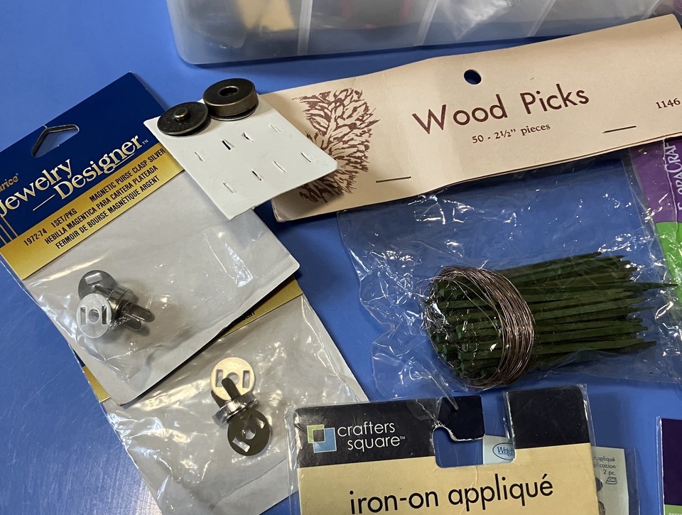 Lot of Assorted Jewelry Making Beads & Findings Craft Supplies DIY ...