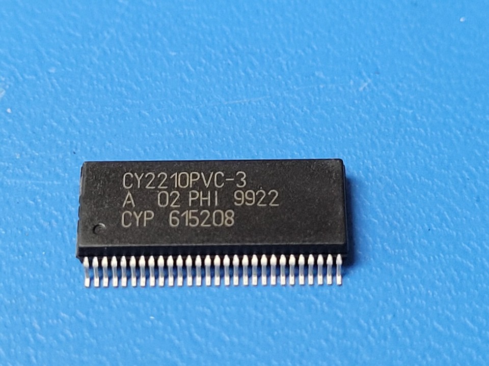 (1) CY2210PVC-3 Processor Specific Clock Generator, 133.33MHz, CMOS ...