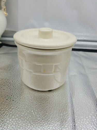 Longaberger Pottery Ceramic COVERED POT /Canister 4" tall Beige. Weave ...