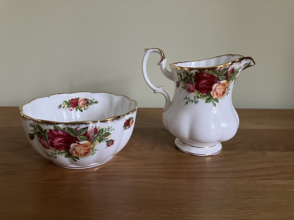 ROYAL ALBERT OLD COUNTRY ROSES COFFEE POT. SUGAR BOWL & CREAM JUG | eBay UK