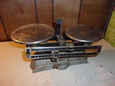 Mechanical & Beam Balances - Vintage Ohaus Harvard Trip Balance