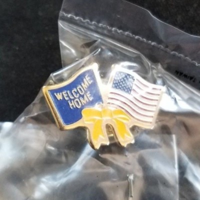 Vintage Souvenir Lapel Pin Yellow Ribbon Welcome Home USA Us Flag 1 ...