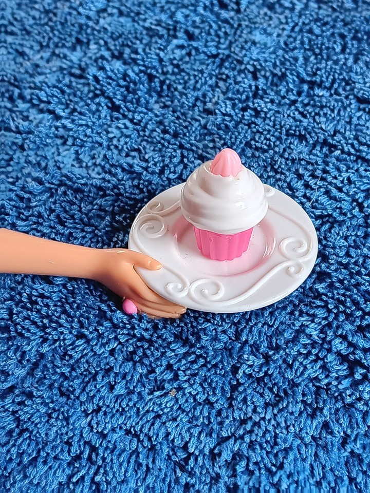 Barbie Dream House 2015 Snap ON Plate Tiered Cake Cupcake Soap Pink 4 ...