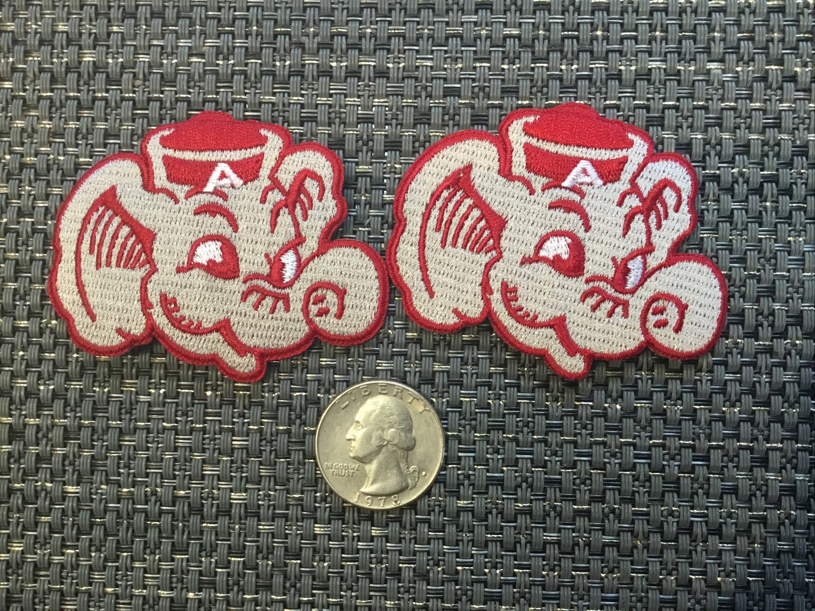 (2) Alabama Crimson Tide Vintage EMBROIDERED IRON ON PATCHES Patch Lot ...
