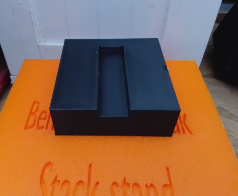 Bench rest block (aka Hamster) / Front stabiliser plate for rifle ...