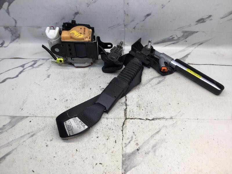 2014-2021 Infiniti Q50 Front Driver Seat Belt Retractor W/O Pre Crash ...