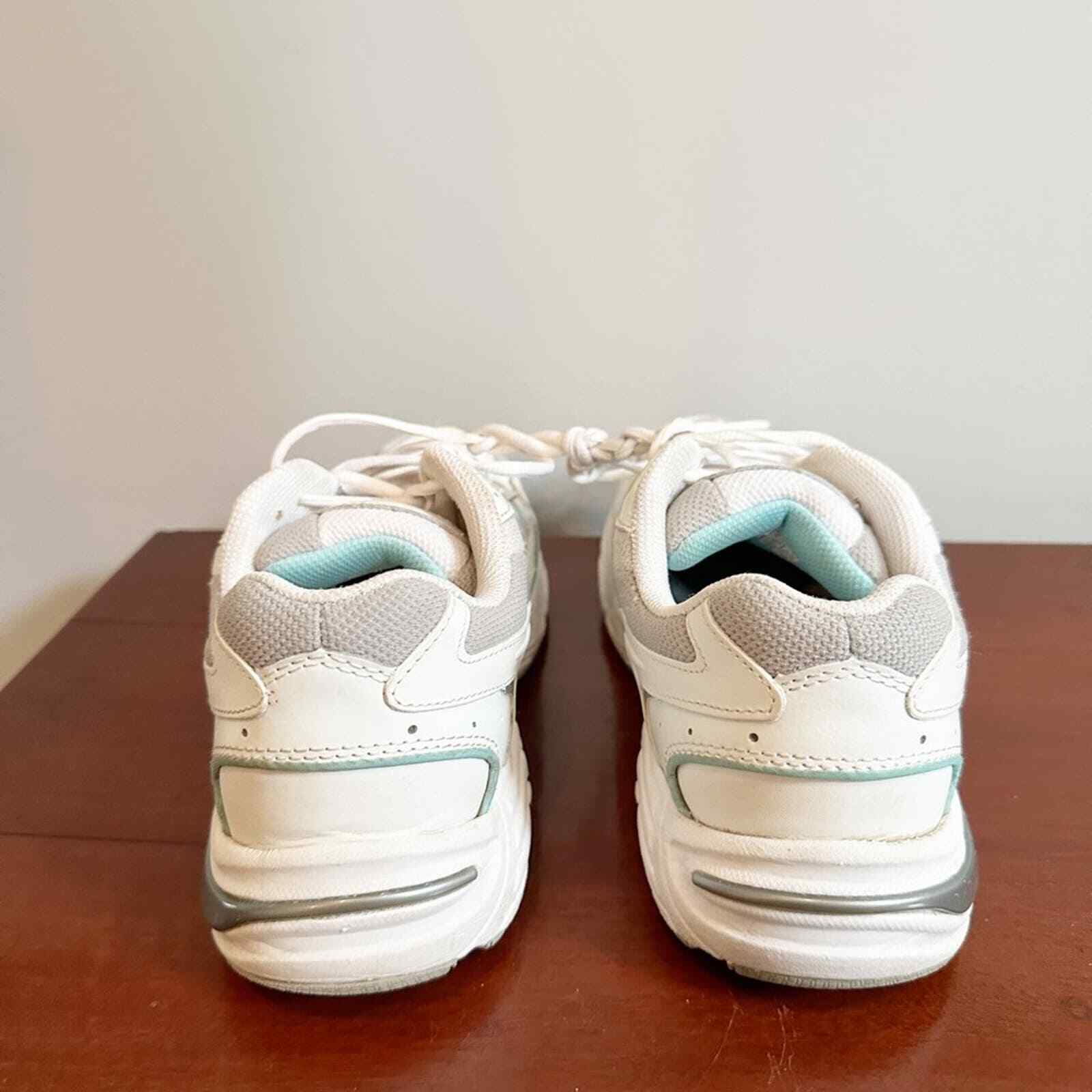 VIONIC Walker Orthoheel sneakers white sneakers 8.5 w… - Gem