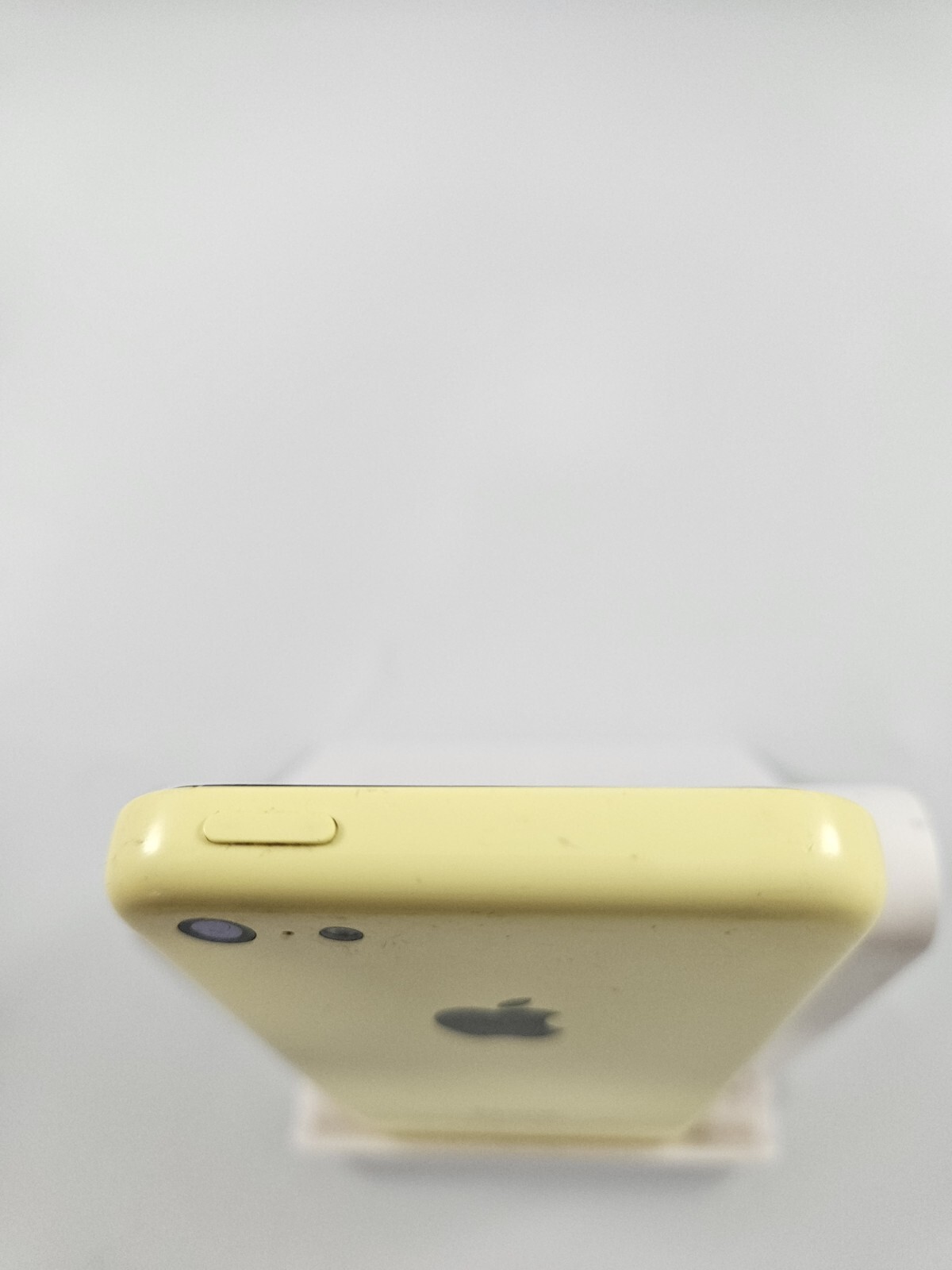 Apple iPhone 5c Yellow Unlocked 8GB 1GB RAM 4" IOS Smartphone | eBay UK