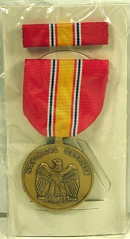 US Armed Forces National Defense Service Medal (NDSM) with Ribbon & Box ...