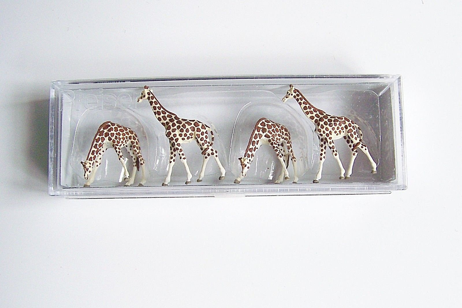 Preiser N 79715 Circus Giraffes Animals Figures for sale online | eBay